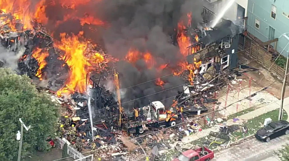 VIDEO: At least 3 dead, 5 hurt when large explosion destroys Texas ...